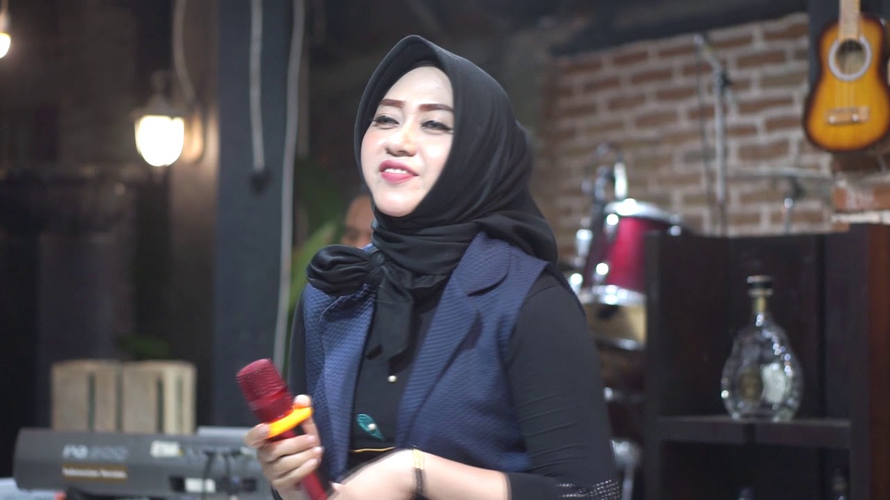 ADISTYA MAYASARI - MAWAR ( Official Music Video ) - YouTube