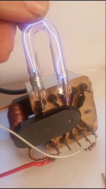 ⚡Extra High Tension, high voltage #howtomake #inventions #youtubeshorts ...