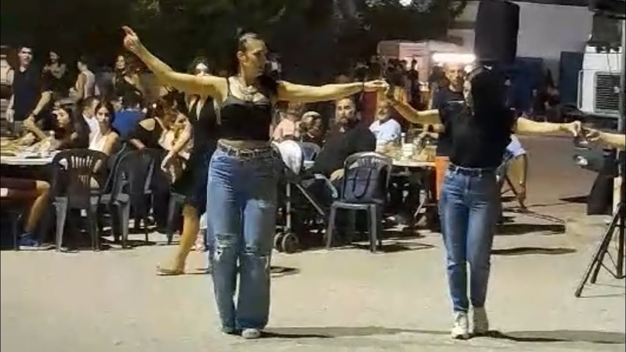 Δημήτρης κ Μιχάλης Κουναλης Χανιά - YouTube