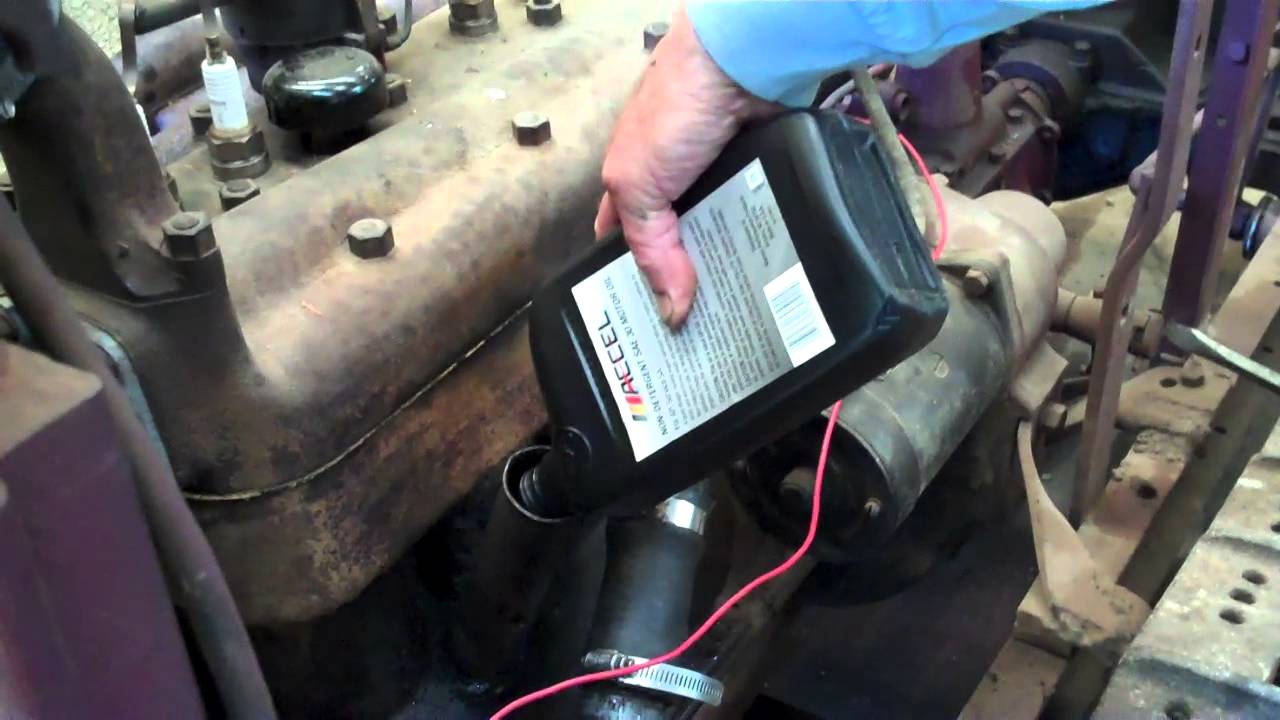 Replacing 1930 Model A Ford Water Pump Packing - YouTube