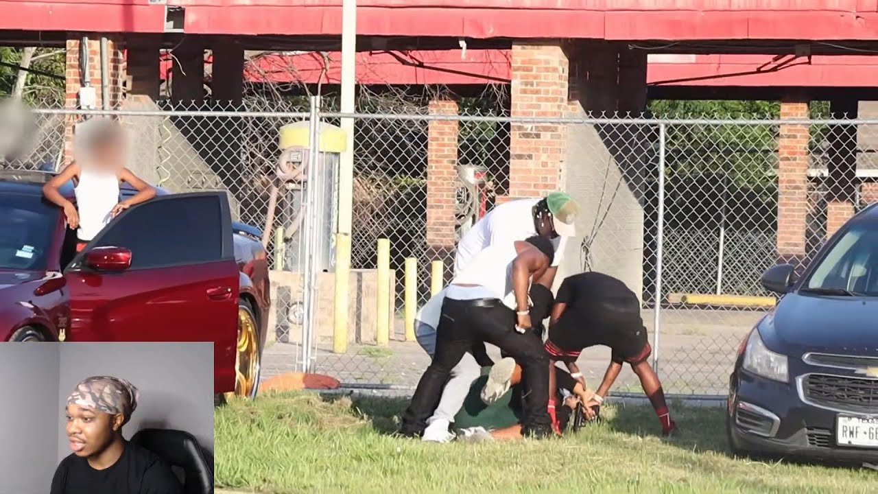 MikemikeLVP reacts to POINTING GREEN BEAMS AT THUGS!!!!!!! - YouTube