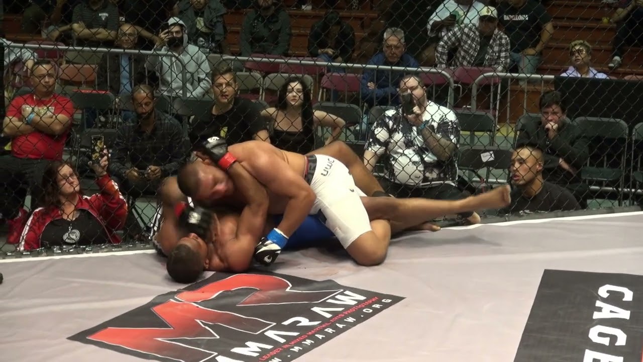 Salaiman Ahmadyar vs Marcus Gaines Zhong Luo Cage Fighting Series 05 ...