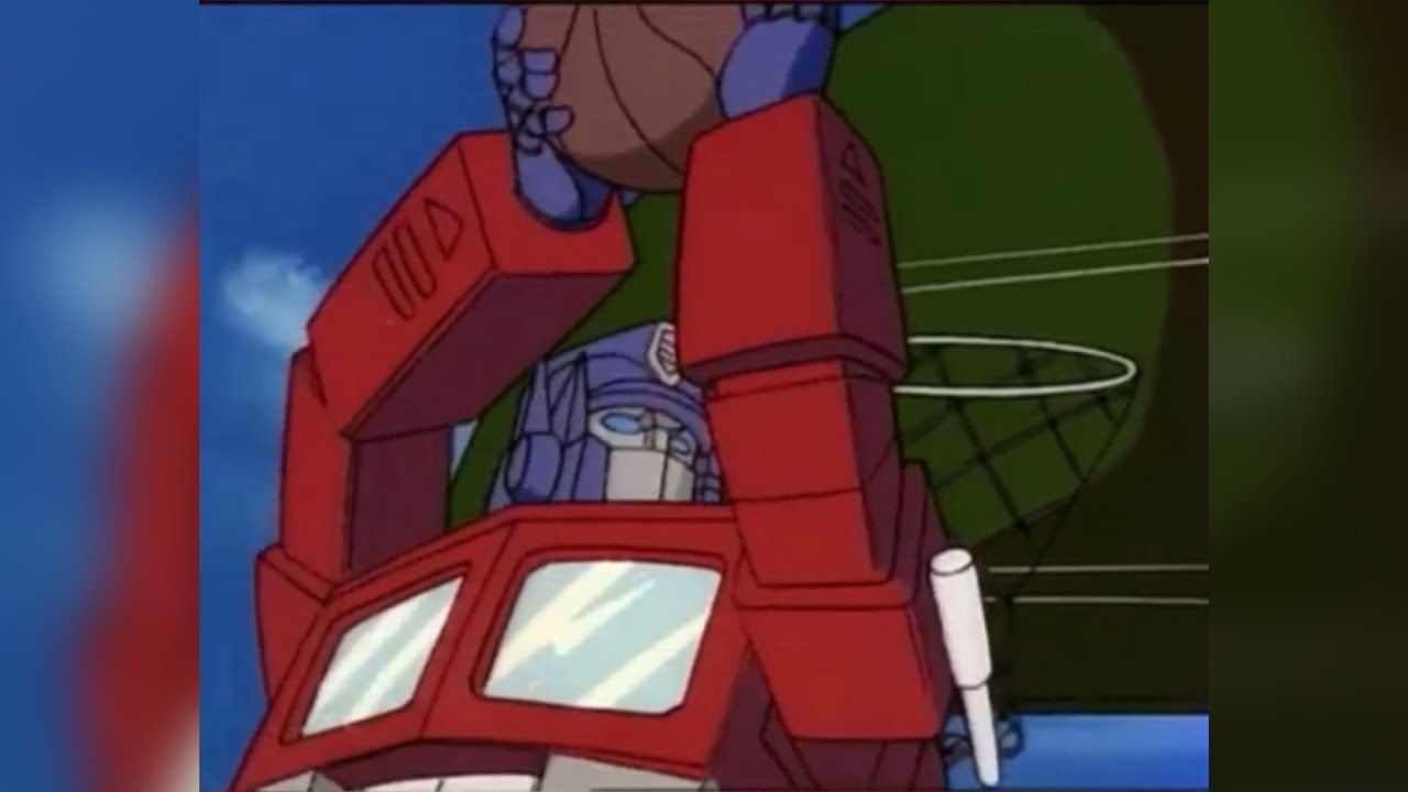 Optimus Prime be ballin’ 🏀 - YouTube