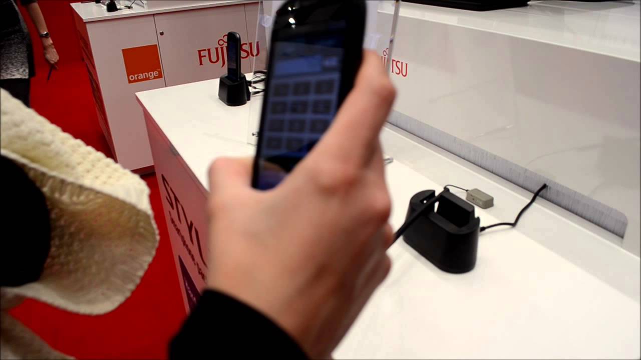 Fujitsu phone for old people - YouTube