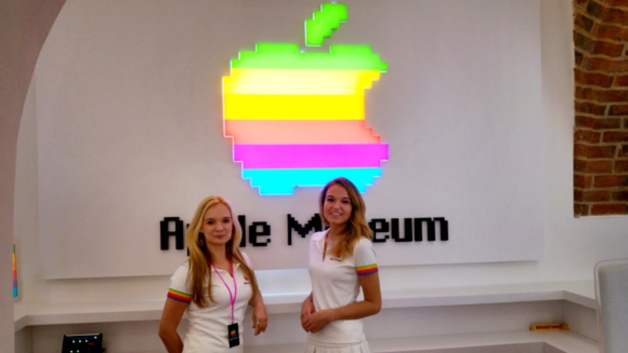 THE WORLD'S FIRST APPLE MUSEUM : The Biggest Private Collection Of ...