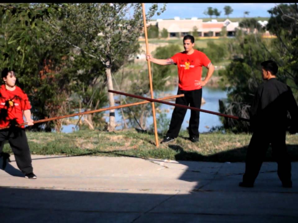 詠春拳-WING CHUN POLE - LUK DIM BUN KWAN BASIC DRILL I - YouTube