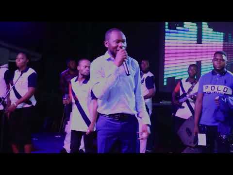 Concert Bialu bishi de Sylas Mukuna au village chez-temba Ndinkuelela Nkuasa 🎶