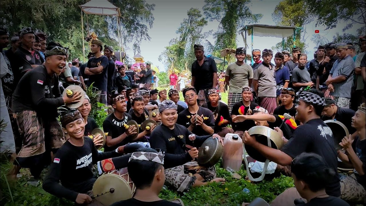 Baleganjur ngarap ‼️ Ngaben Desa Muncan - YouTube