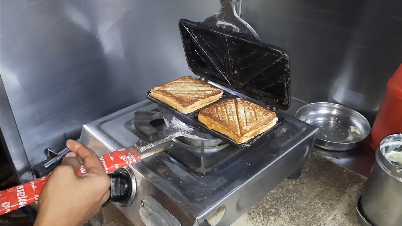 Super Delicious Cheese Toast | Most Famous Toast | Sangli | Indian ...
