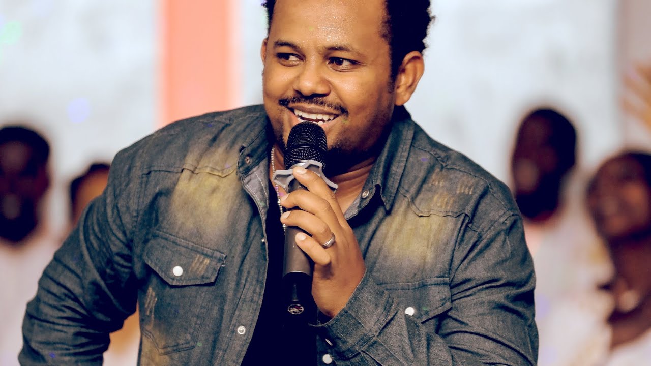 KALEAB TSEGAYE |LIVE WORSHIP|EFTAH CHURCH - YouTube