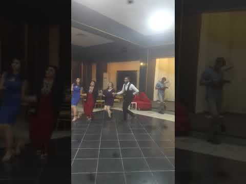 Halay çeken siirtli mahmut ilhan