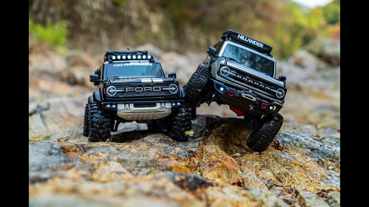 TRAXXAS TRX4 FORD 2021 NEW BRONCO TWO RC CARS SOLO PLAY. - YouTube