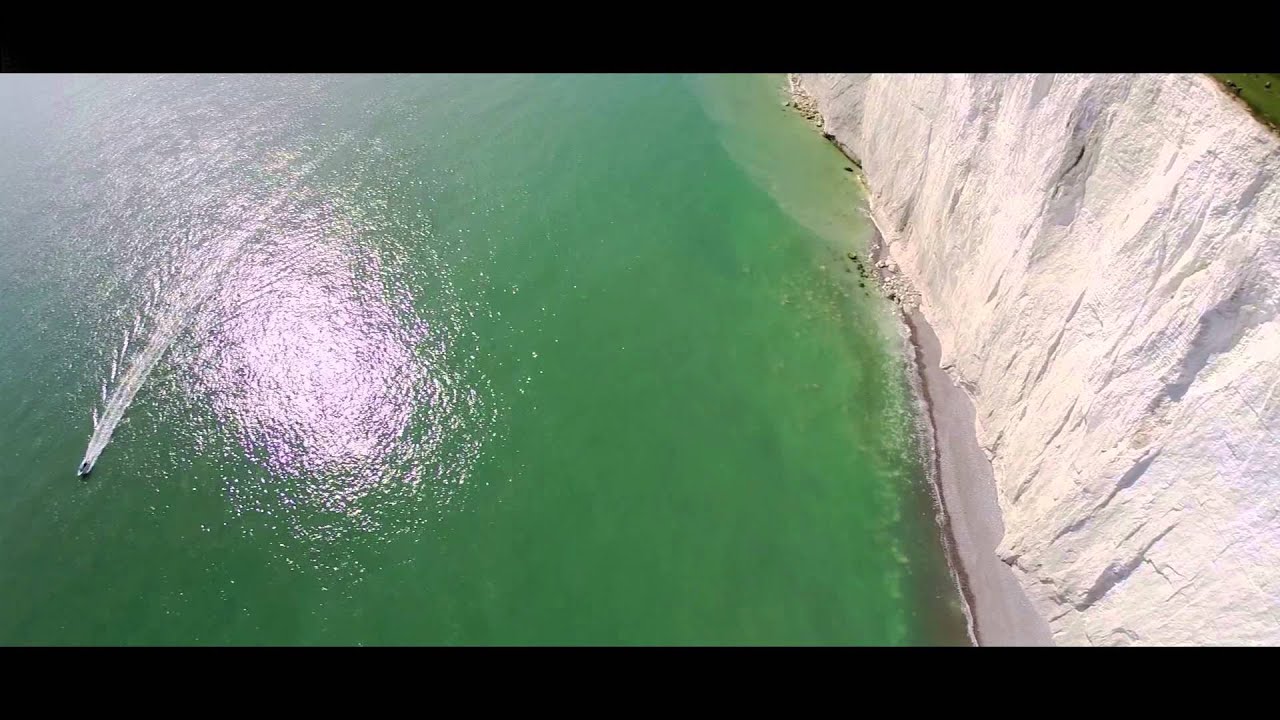 Beachy Head chalk cliff and lighthouse - YouTube