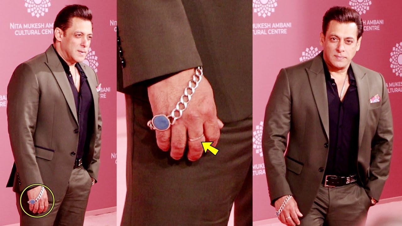 Can Coral Be Worn In Middle Finger at Lee Ramirez blog