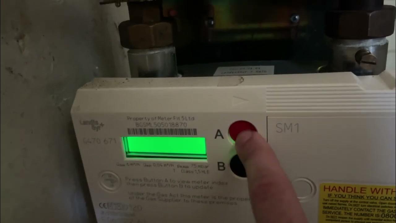 How to find the meter reading on a Landis GYR+ G470 gas meter - YouTube