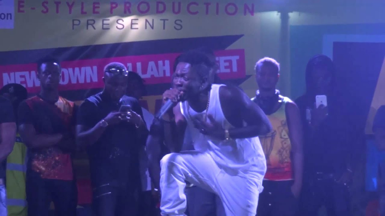Shatta Wale full performance at Accra New Town Salah show - YouTube