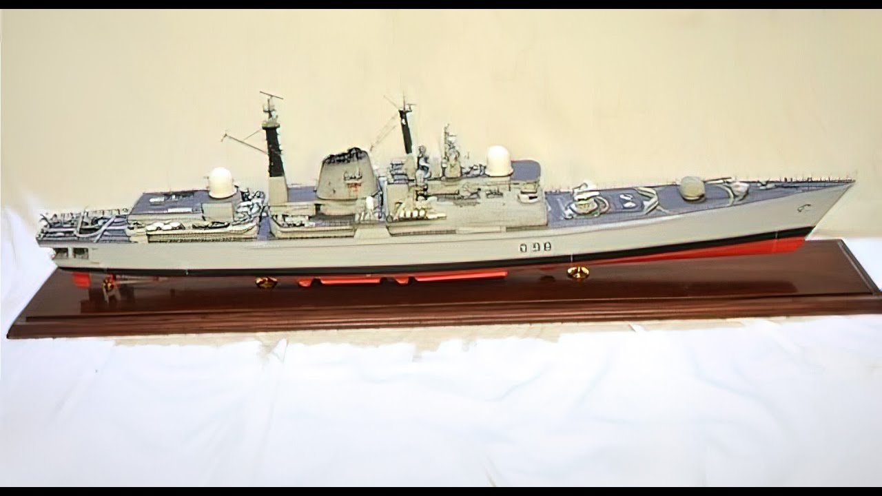 The Development of the Destroyer during the Cold War - YouTube