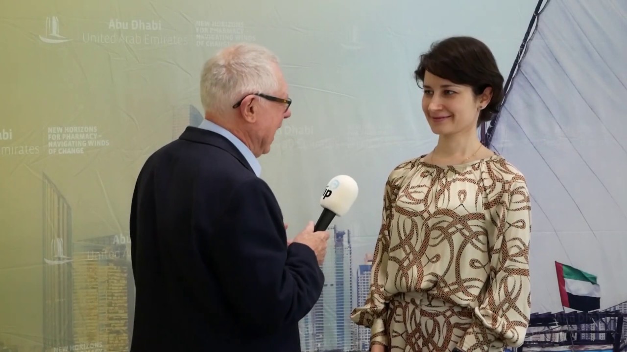 What’s it like to lead a faculty as a young dean? - YouTube