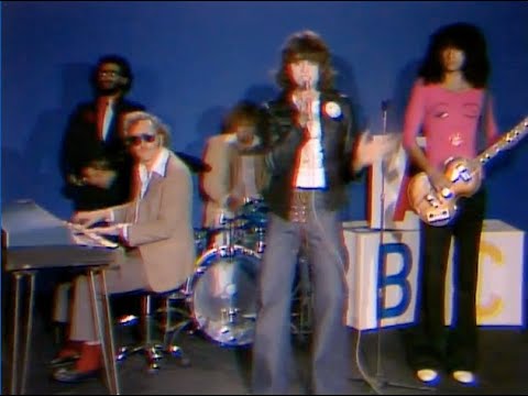 Billy Tibbals 'Playtime' (Official Video) - YouTube
