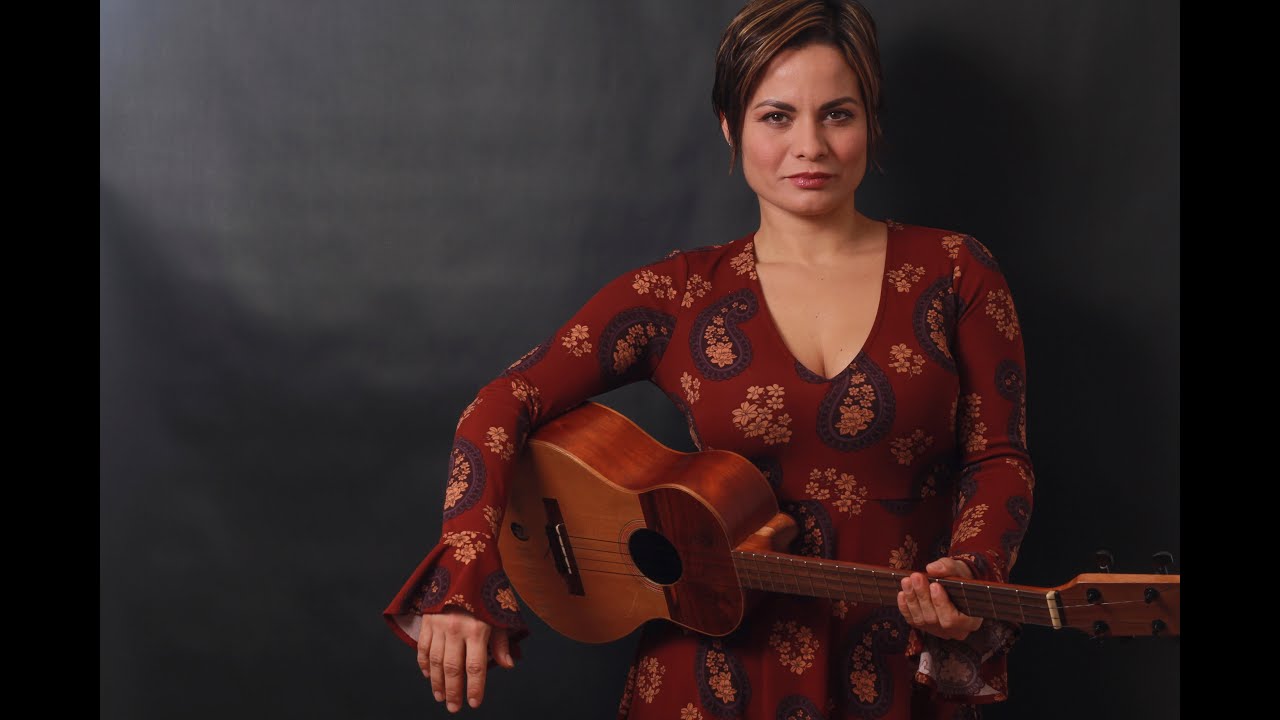 María Alejandra Rodriguez canta Mi propio yo de Chelique Sarabia - YouTube