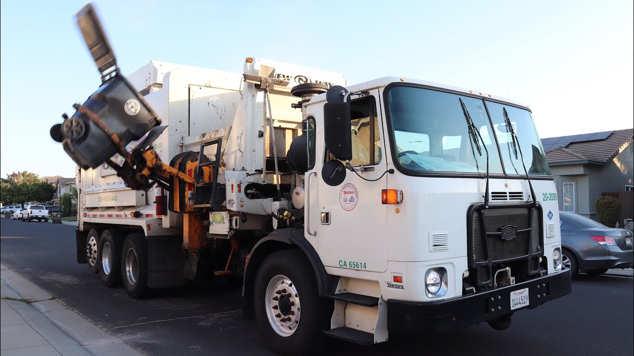 City of Manteca Garbage Trucks! - YouTube