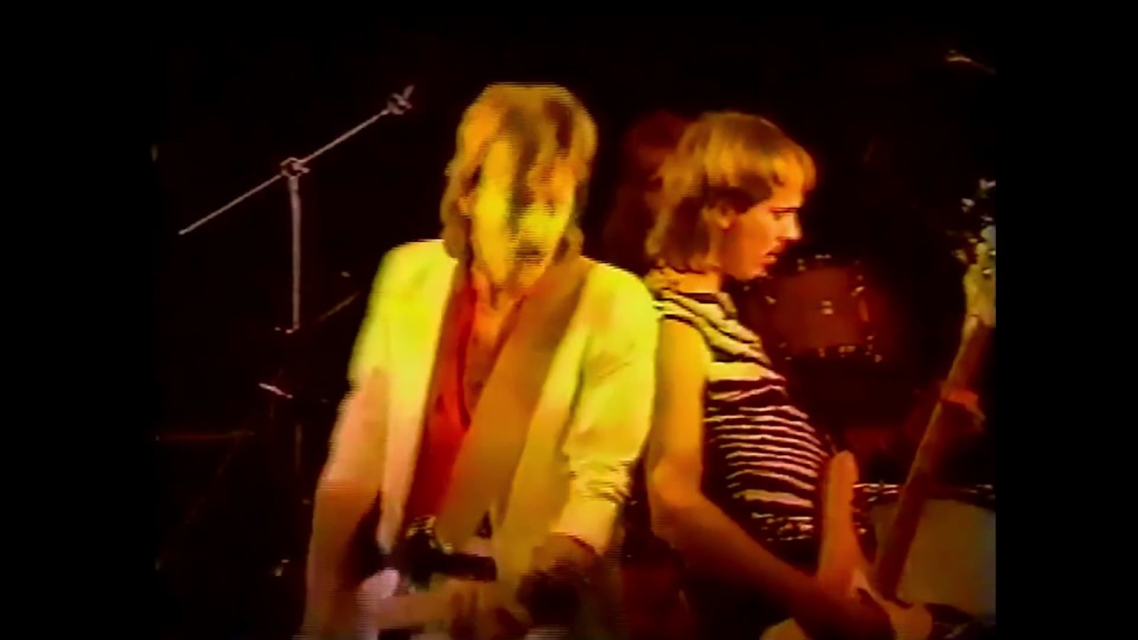 Blitz Bros-One Way Love Affair - YouTube