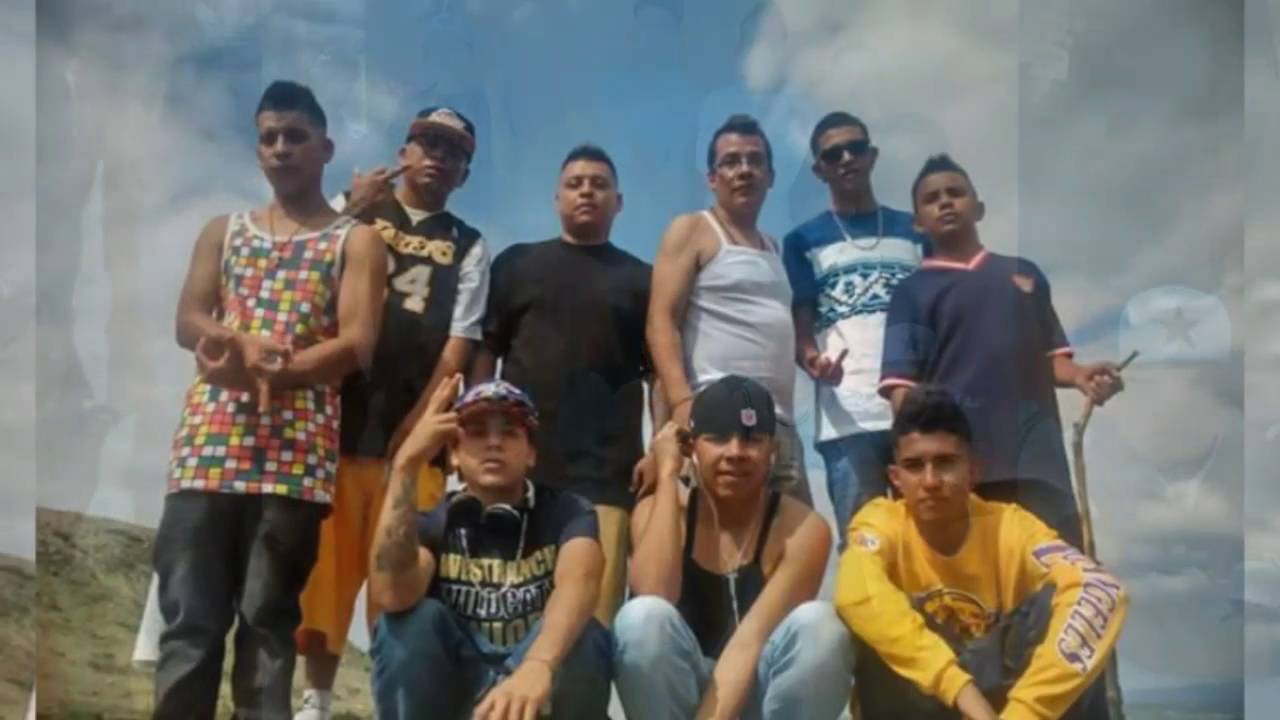 Cholos tumbados 《Vp18》 (ARBOLEDAS LEON GTO) - YouTube