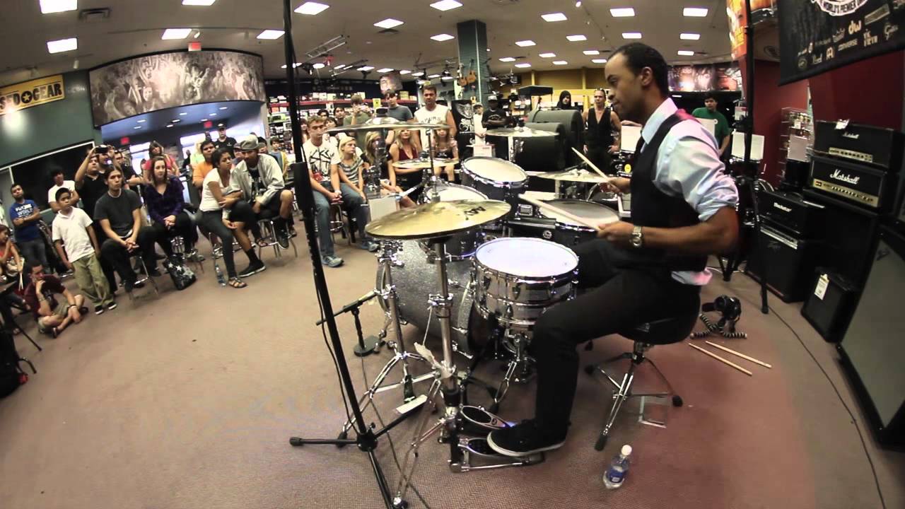 Chris Dillard -- Drum Off '12 -- SATX - YouTube