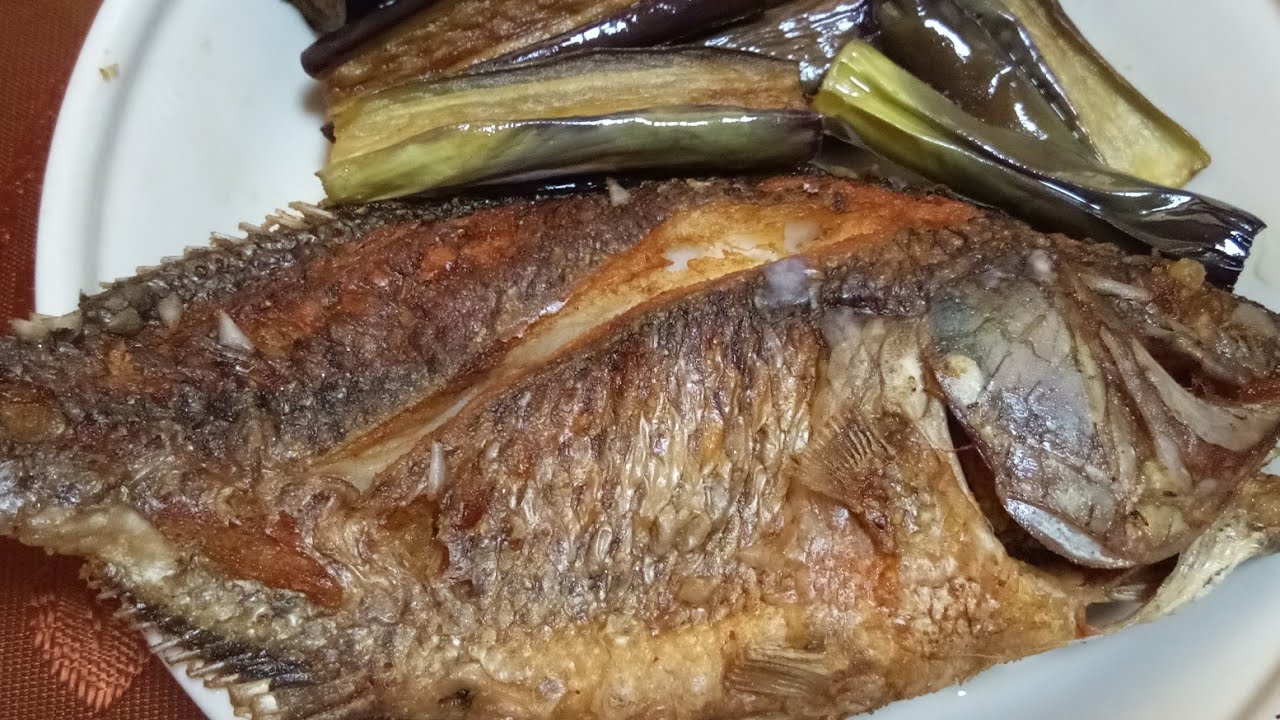 Fried fish,fried talong ang guisadong heart banana for breakfast - YouTube