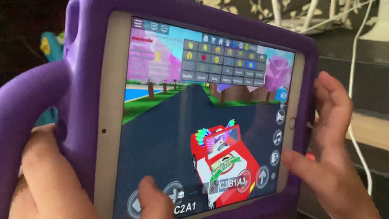 Stacey “Boomboom” playing Roblox - YouTube