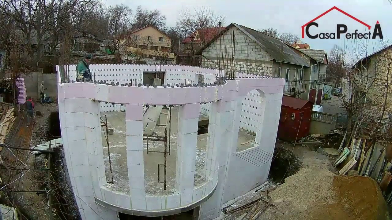 Constructia casei particulare cu suprafata 240 mp in doar 2 minute. - YouTube