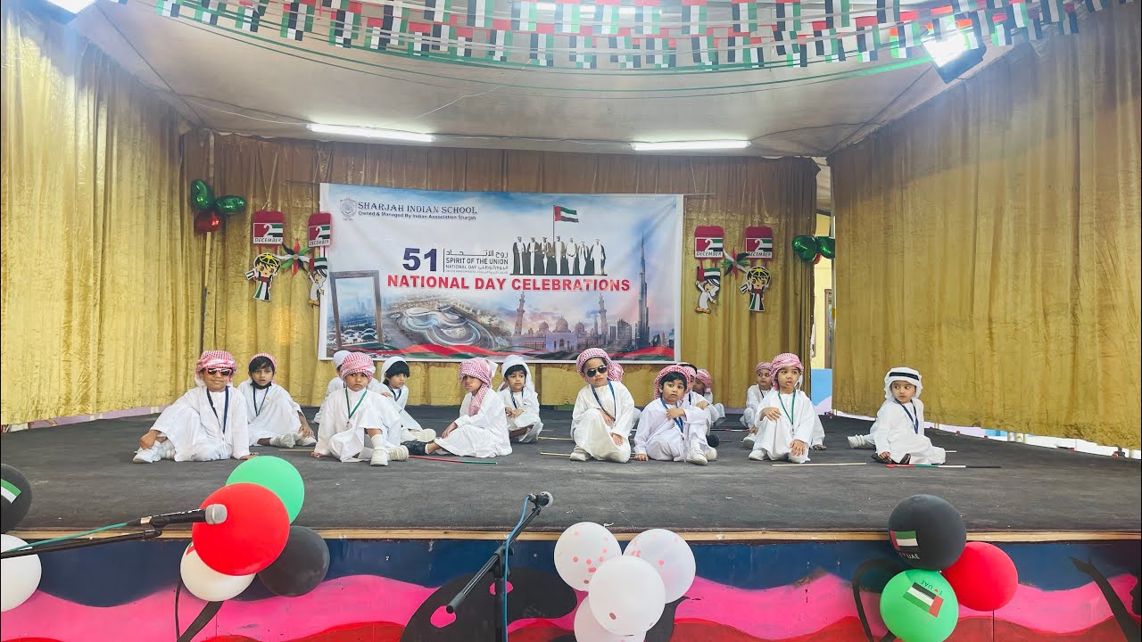 UAE National Day - Boys Dance - YouTube