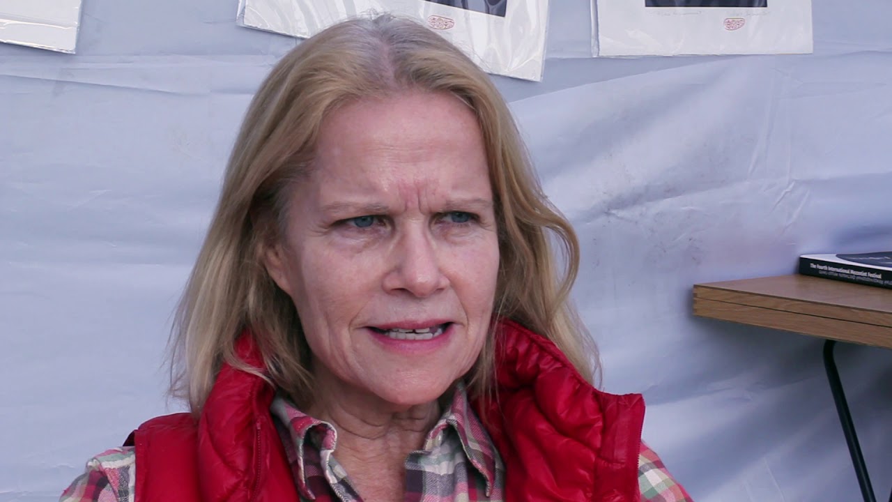 Deborah Chapman, artiste - YouTube