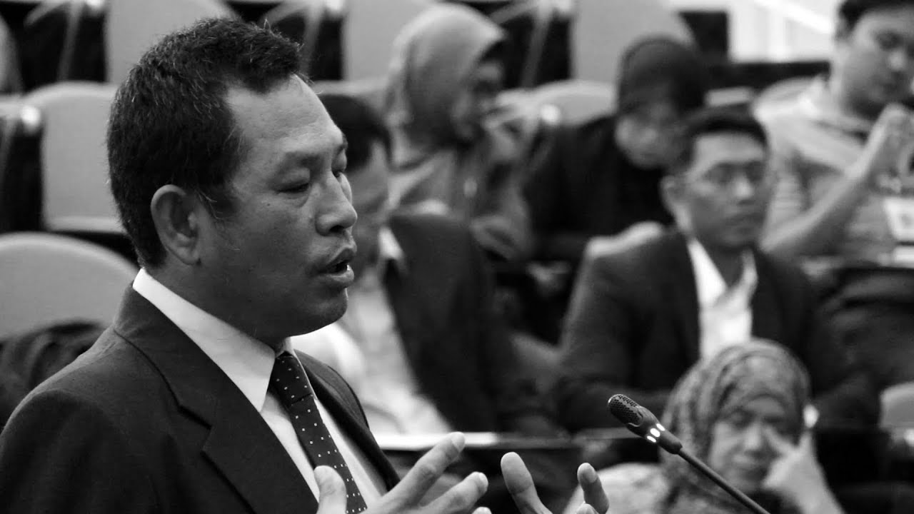 Dr MAUNG Zarni testifies before the Permanent Peoples' Tribunal on ...