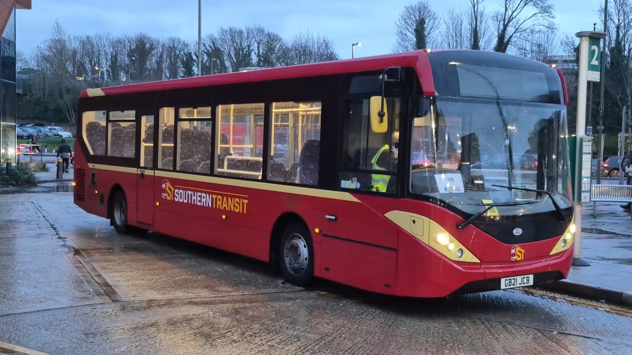 First day on loan | Southern Transit ADL Enviro200 MMC | CMs3 (GB21 JCB ...