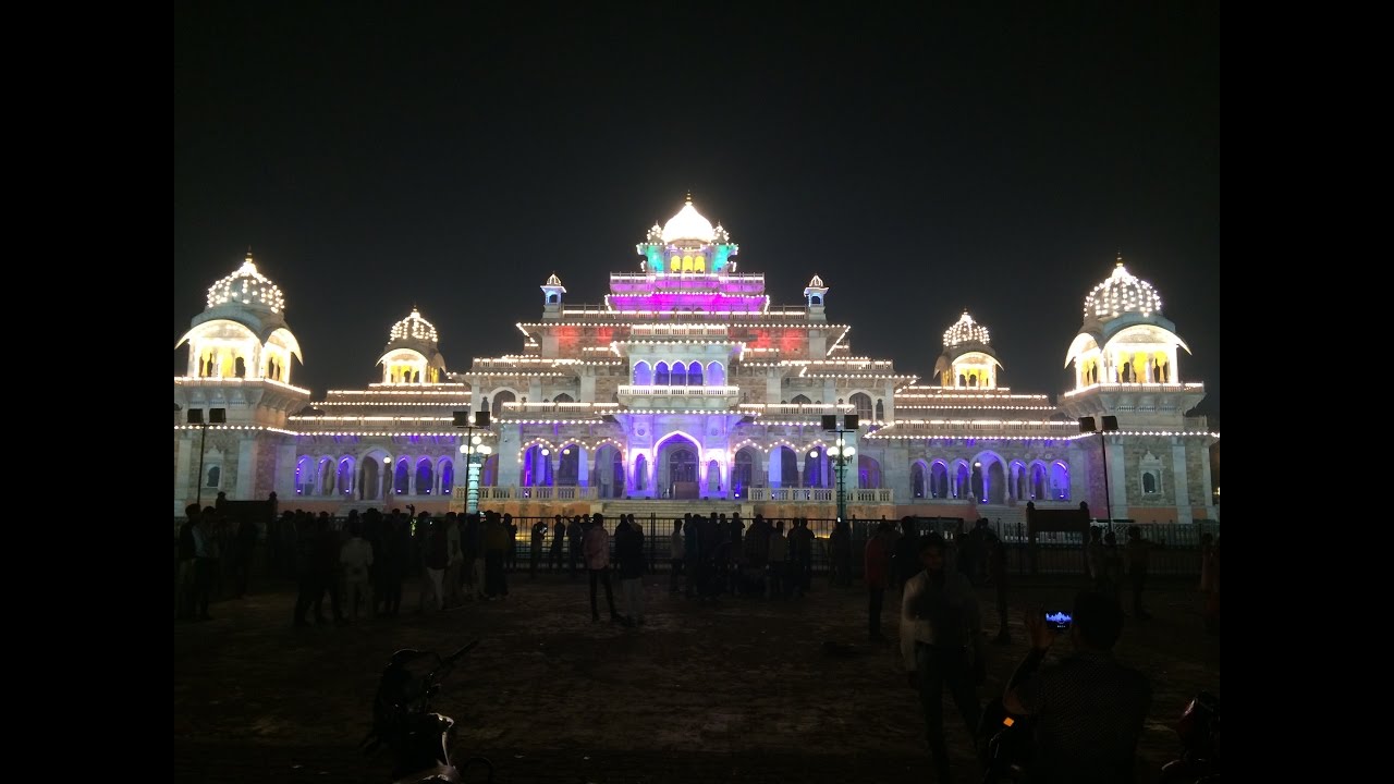 Jaipur City Crowd At Albert Hall on Diwali - YouTube