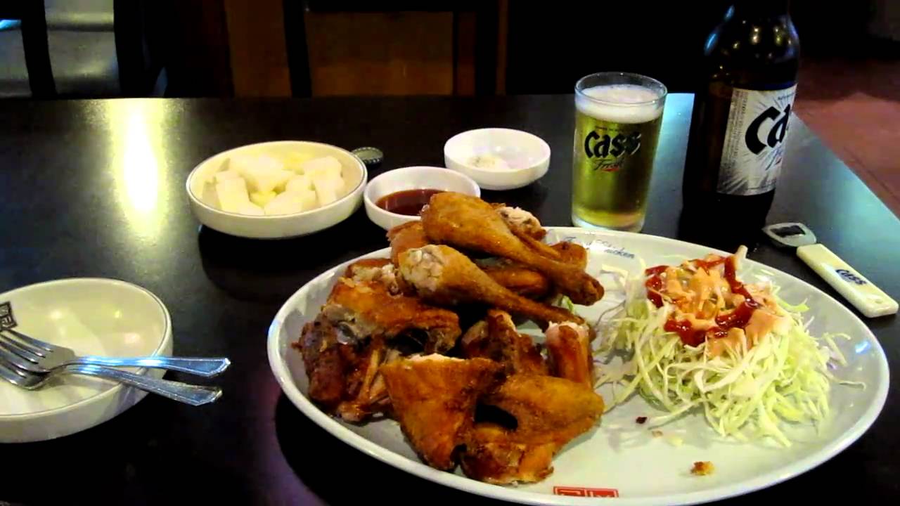 Two Two chicken Seoul - YouTube