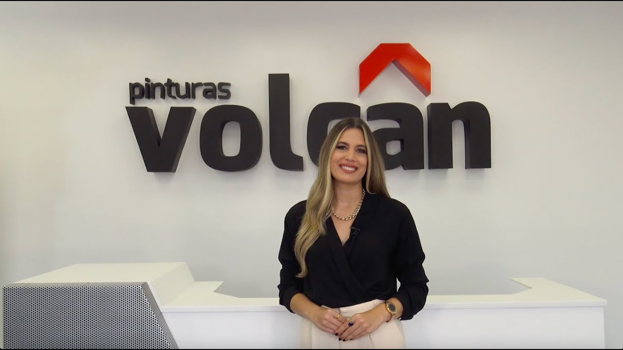 Geraldine Aular nos acompaña en una de nuestras tiendas de Pinturas ...