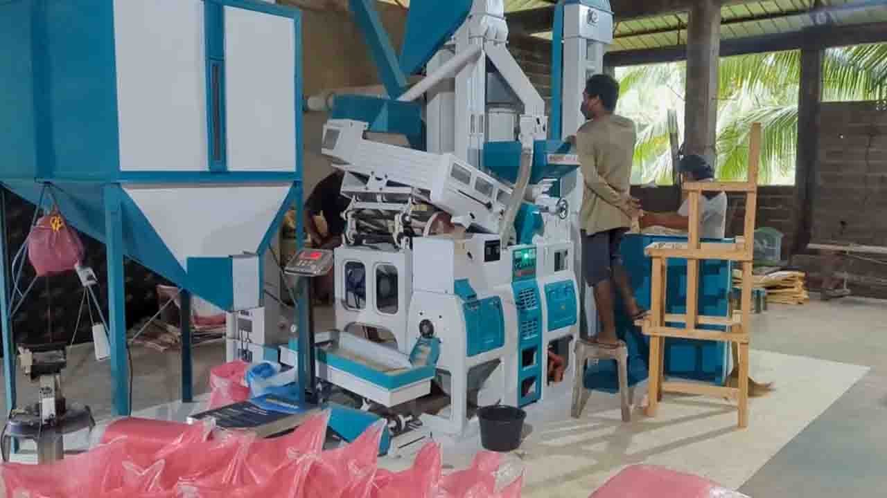 Combined Rice Mill Capacity 1.5 TPH, Installed in Philippines - YouTube