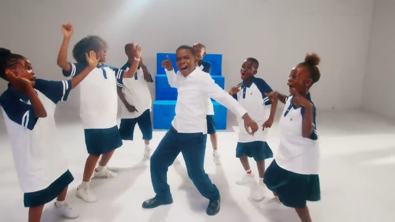 Blessing Lobo - Je Célèbre (Official Video) ~ Album Maajabu Rafiki ...