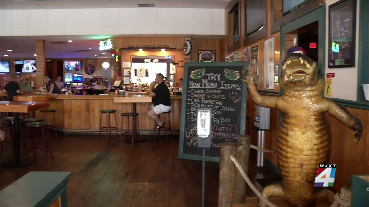 Gator's Dockside closing for good - YouTube