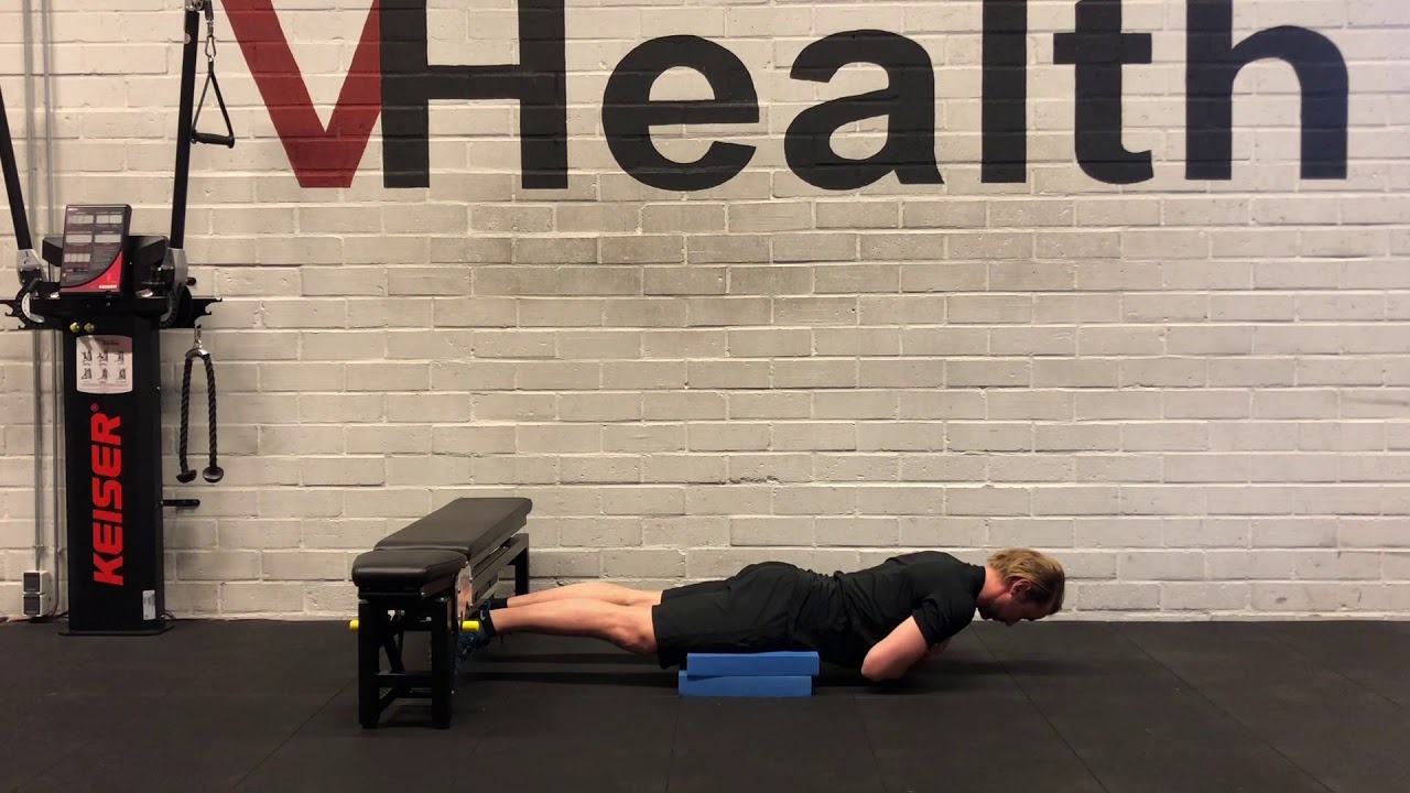 Roman chair iso hold - VHealth Valkenburg - Personal Training & Sport ...