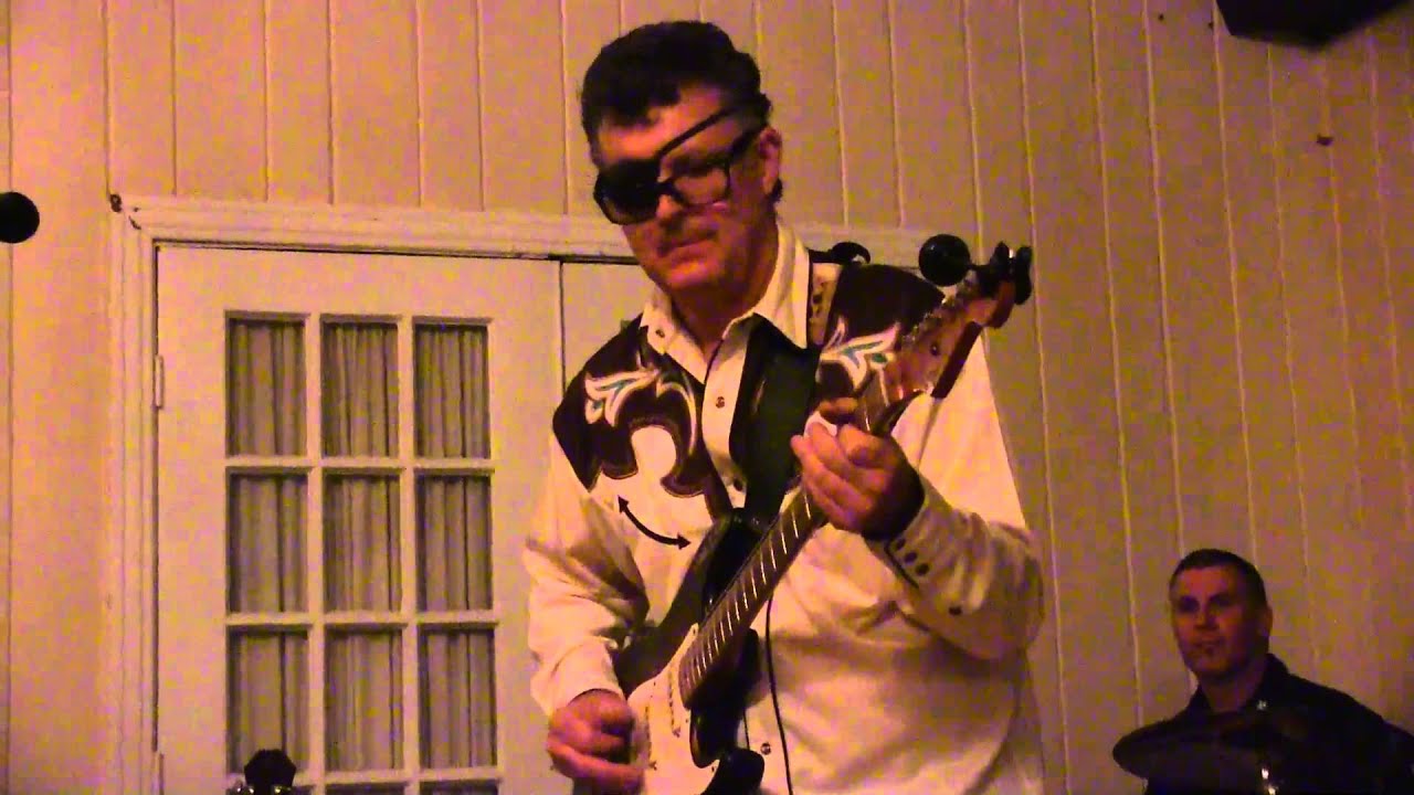 Mike Morgan And The Crawl - YouTube