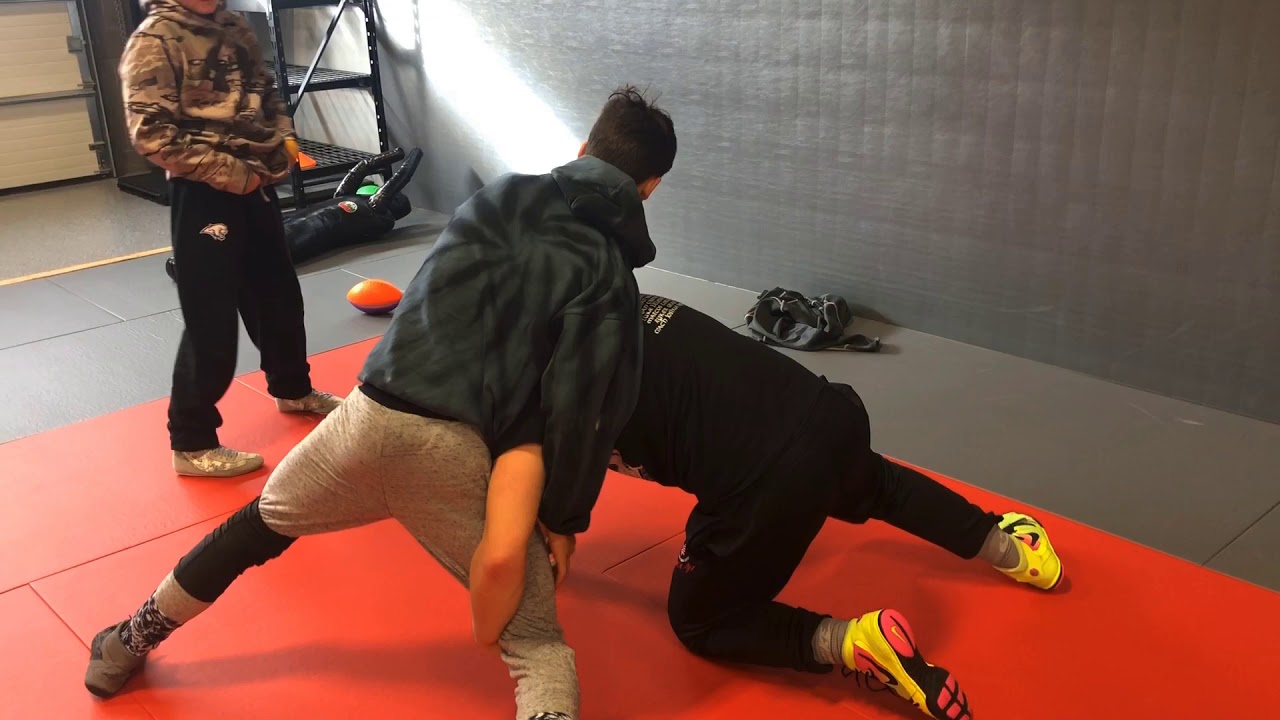 Single Leg to Cut Back Double - YouTube