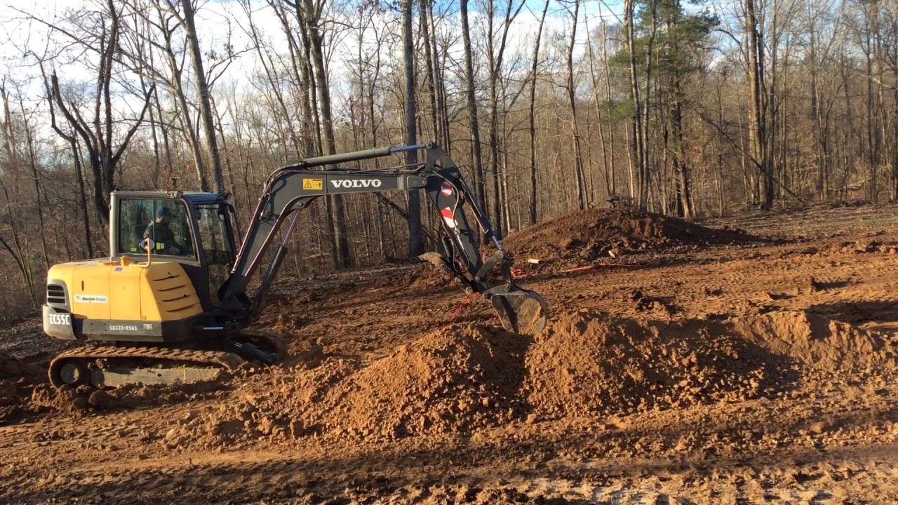 Volvo EC55C working - YouTube