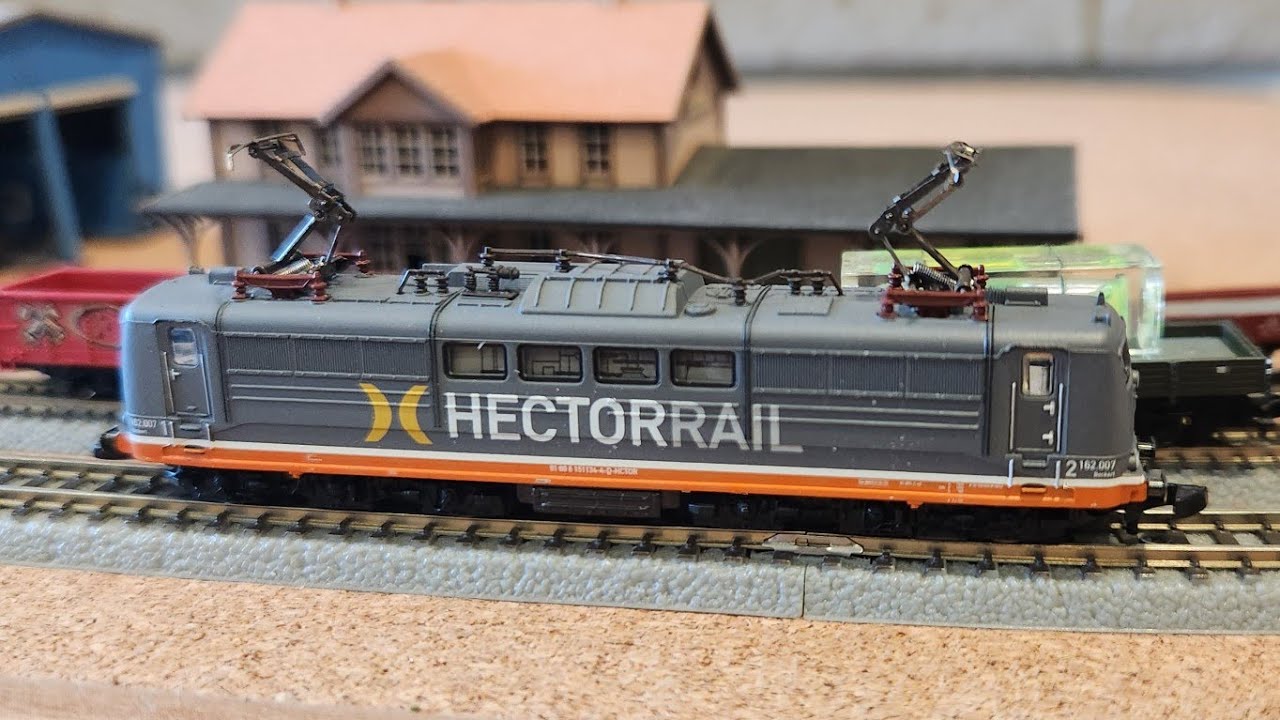 Marklin 88262 Cl 163 Electric Locomotive "Hectorrail" Test Run at z ...