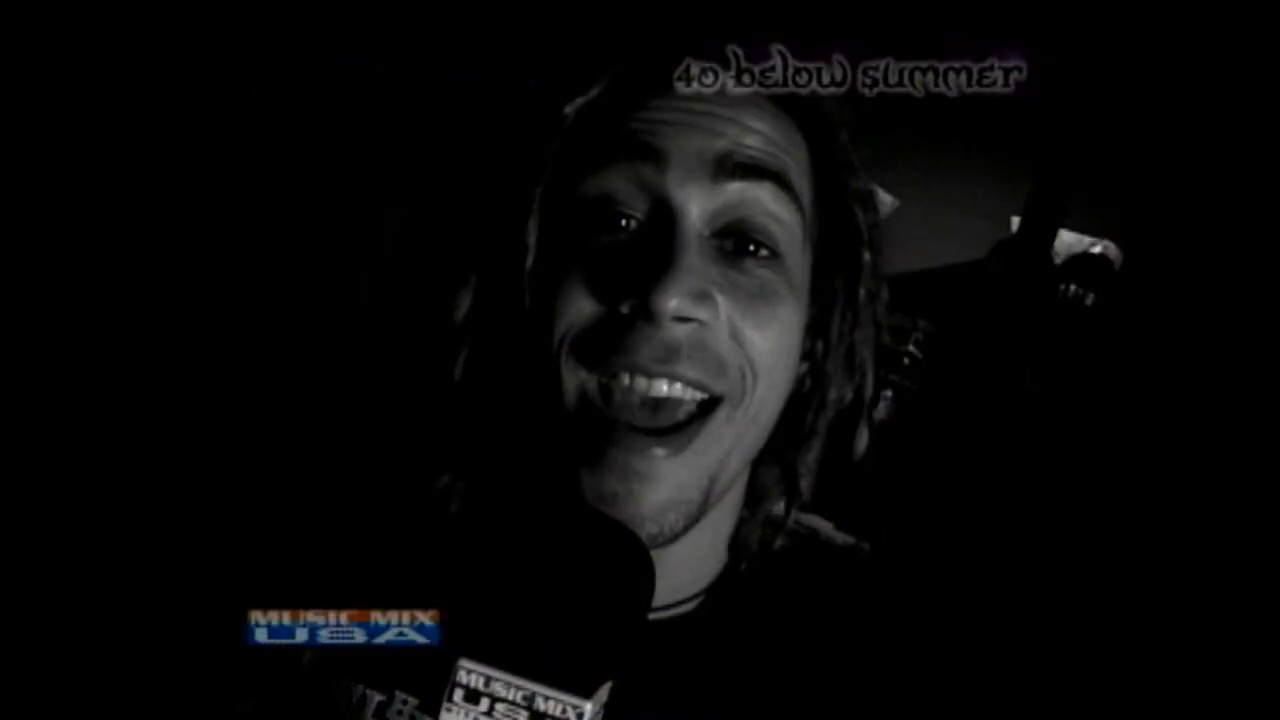 40 Below Summer singer Max Illidge host Music Mix USA - YouTube