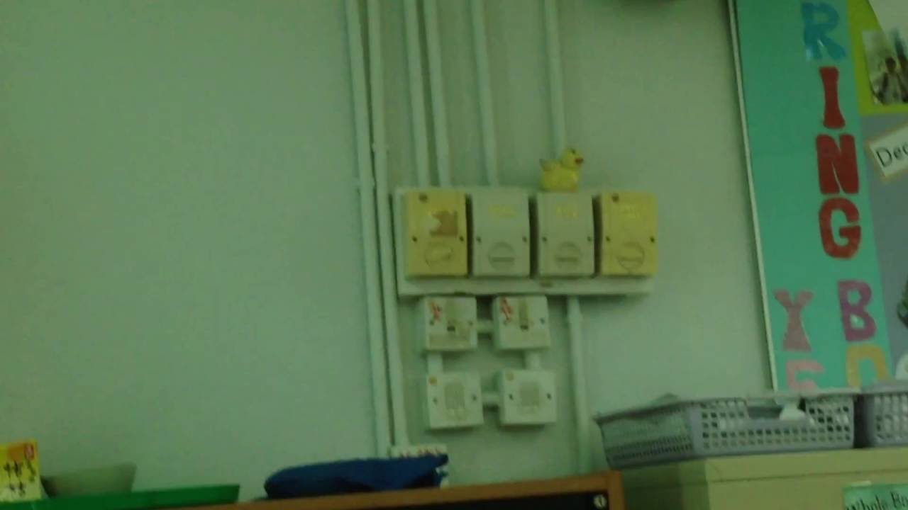 Heating the classroom on a cold day (ceiling fan and AC running) - YouTube