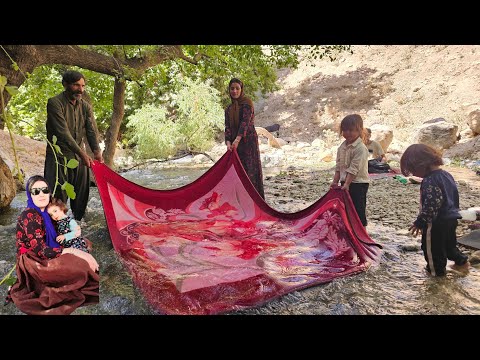 A lovely day for Ostad and Zolfa by the river to wash blankets and meet the Pern family.❤🌹