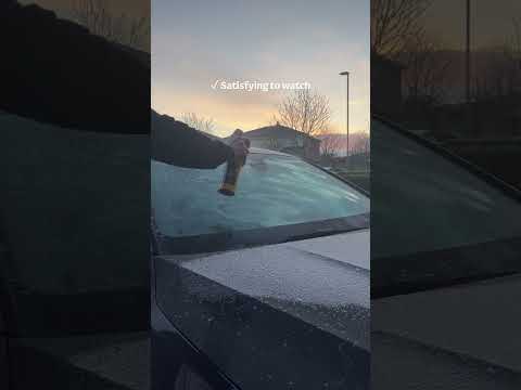 Speed up your morning commute with our rapid de-icer ❄️